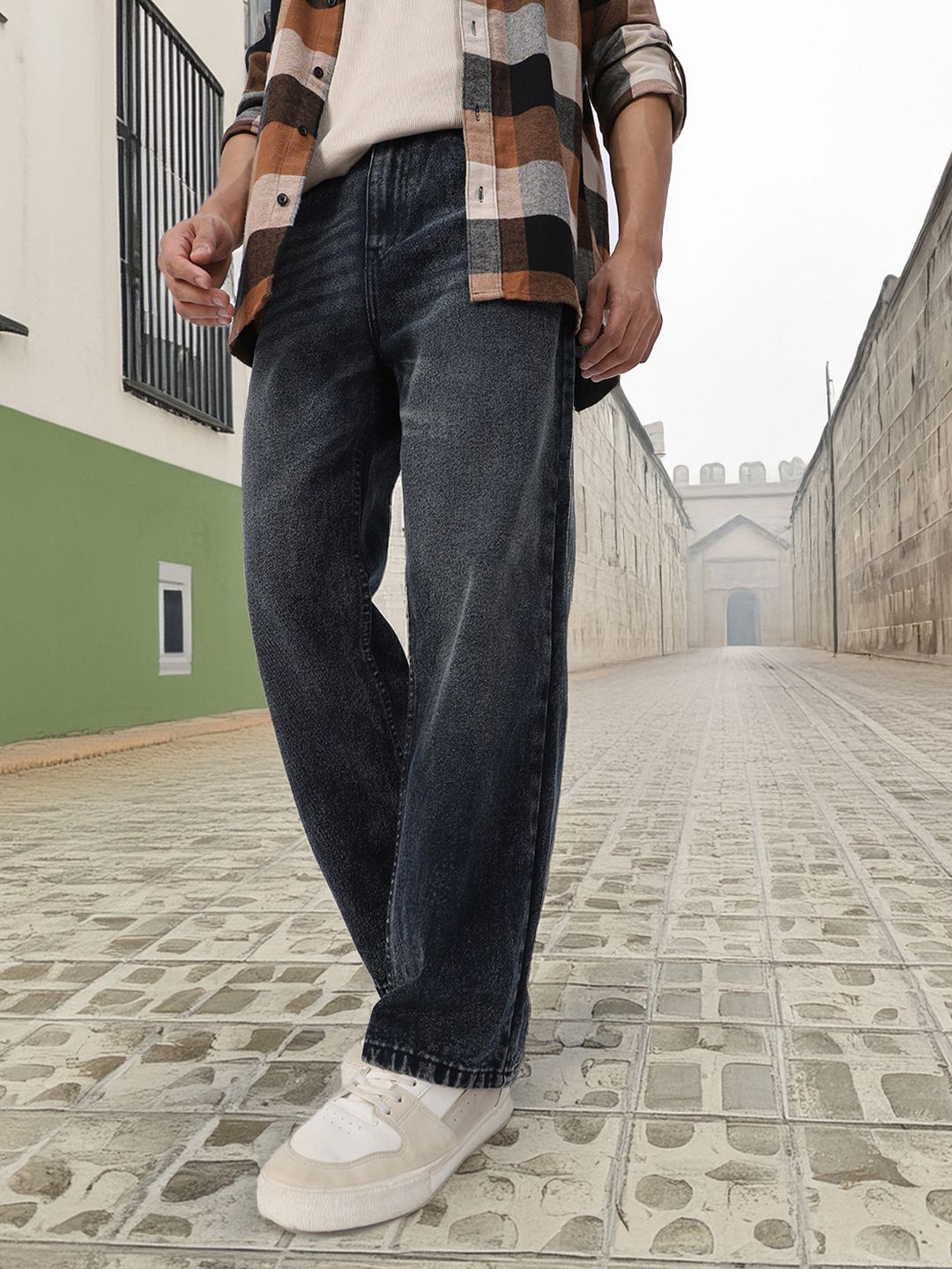 Urbano Fashion Men Loose Relaxed Fit Heavy Fade Jeans – Myntra ...