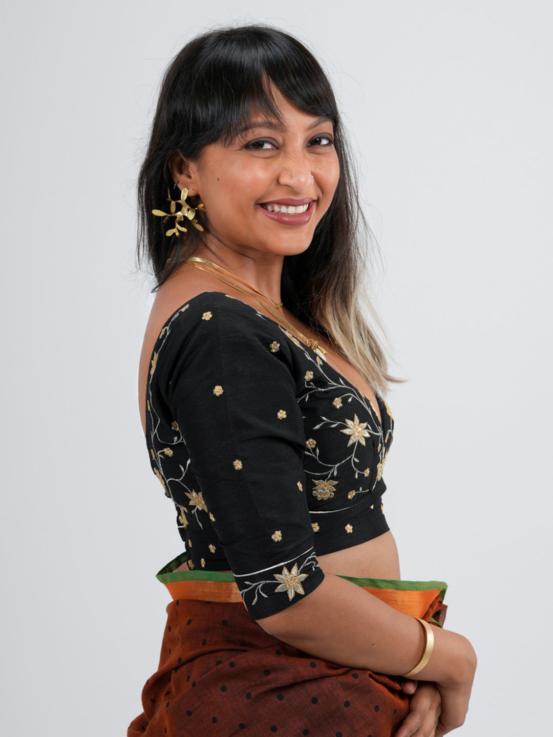 Suta Floral Embroidered Saree Blouse – Myntra International