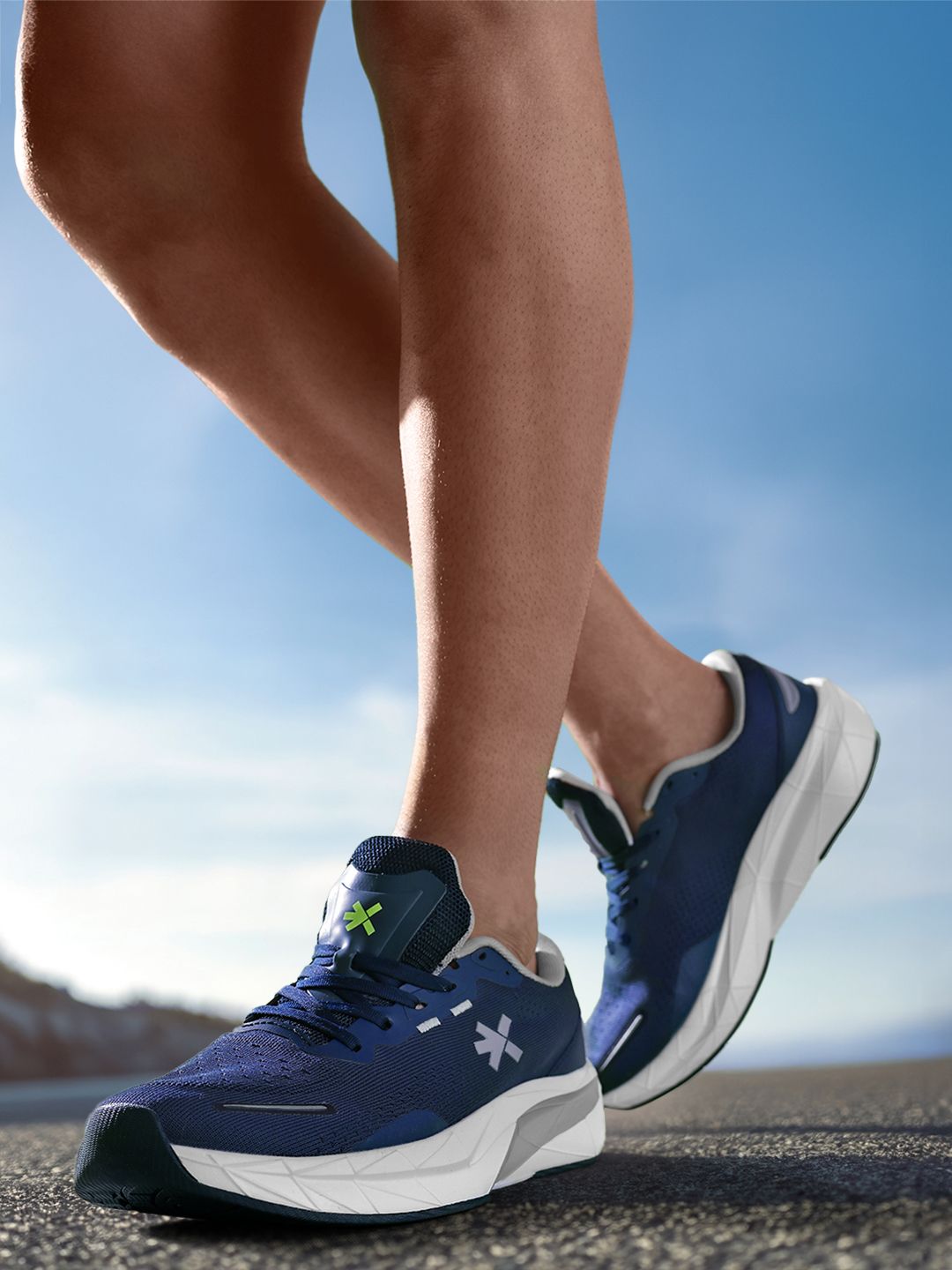 HRX by Hrithik Roshan Men CARBONIC Running Shoes – Myntra International