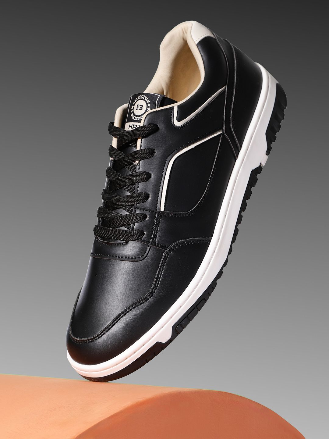 HRX by Hrithik Roshan Men Club Classic Everyday Sneakers – Myntra ...